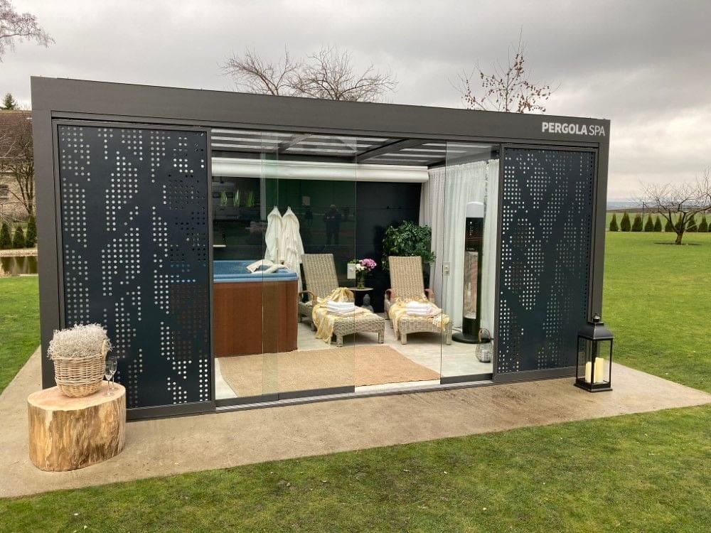 Bespoke Garden Structure Spa - My Pool Direct 🏊‍♀️